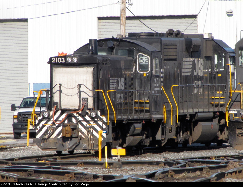 NS 2103